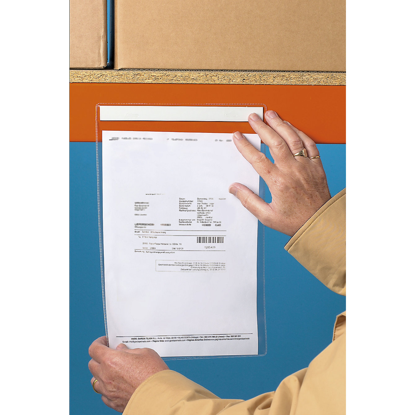 Document sleeve: with magnetic strips | KAISER+KRAFT United Kingdom