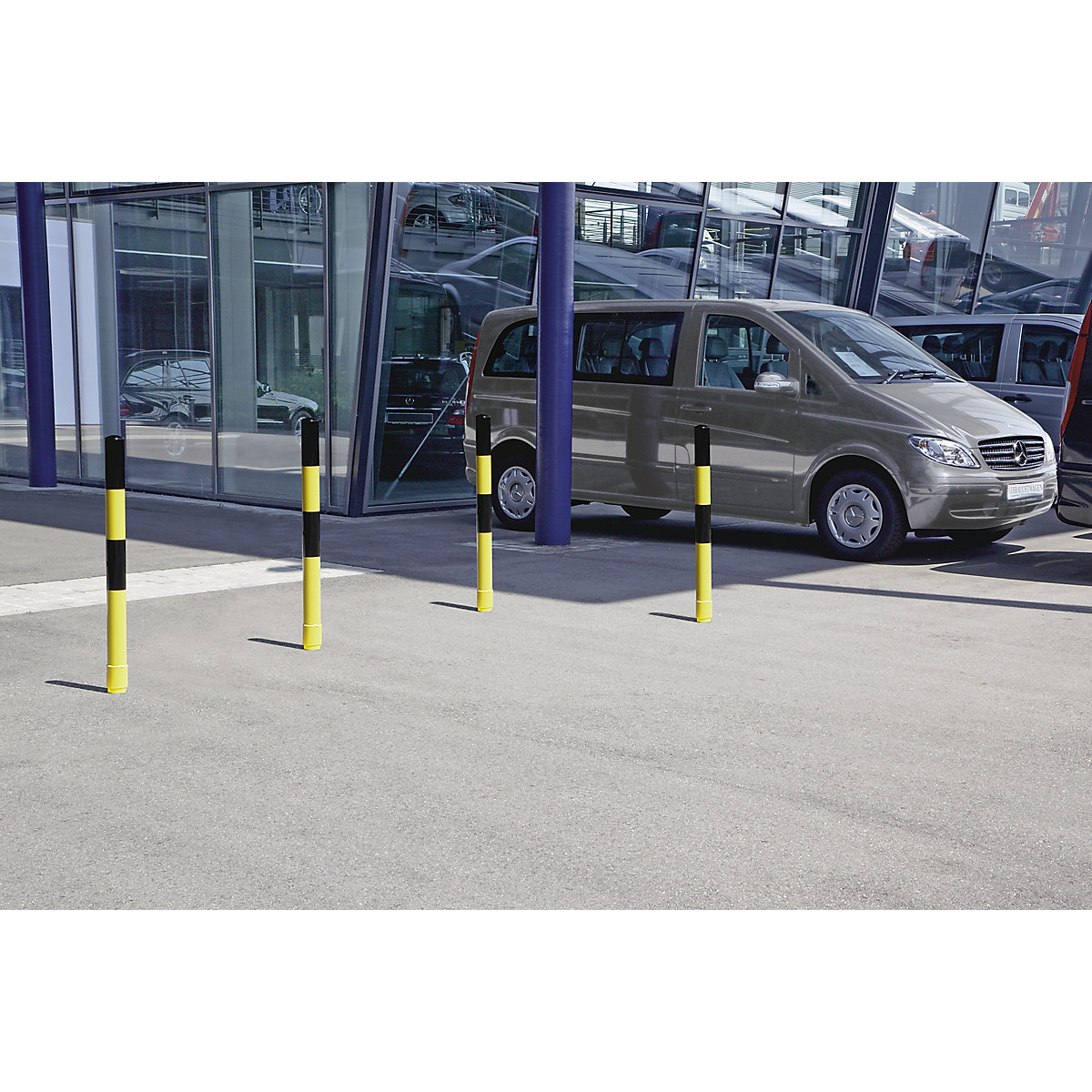 Barrier post made of steel tubing, flexible: Ø 76 mm, for setting in ...