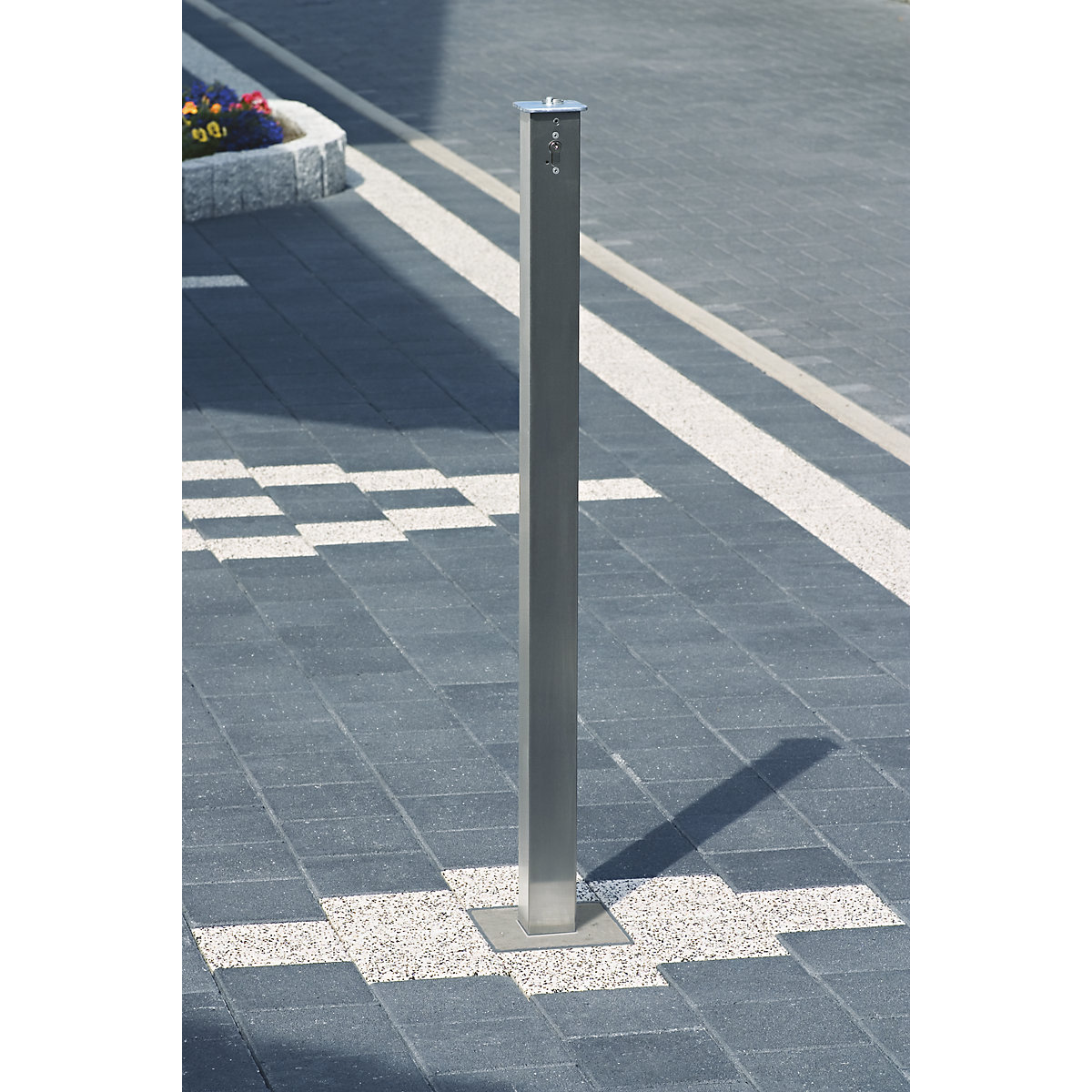 Stainless steel barrier post: drive over head | KAISER+KRAFT