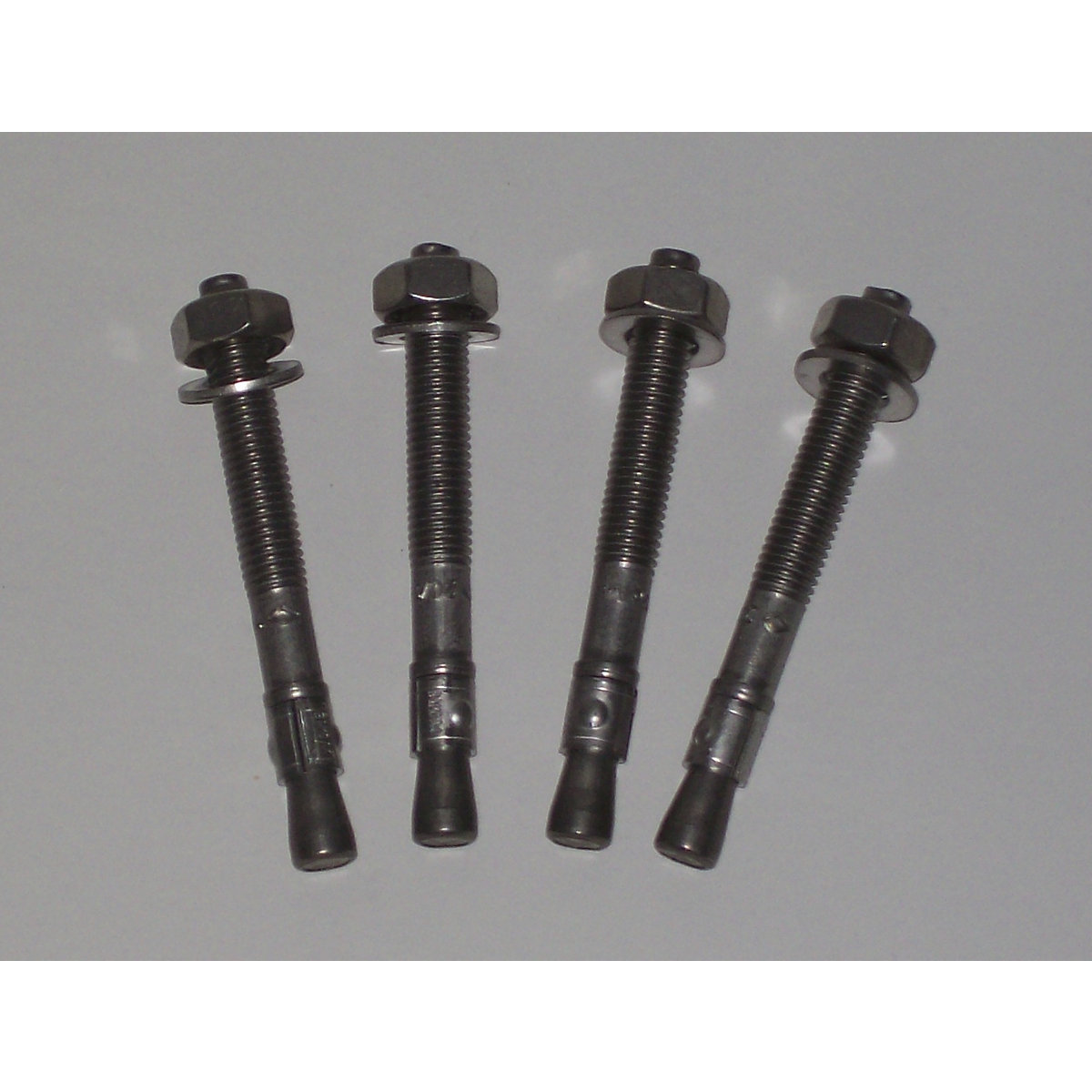 Montageset voor beschermpalen: 4 schroeven incl. speciale pluggen ...