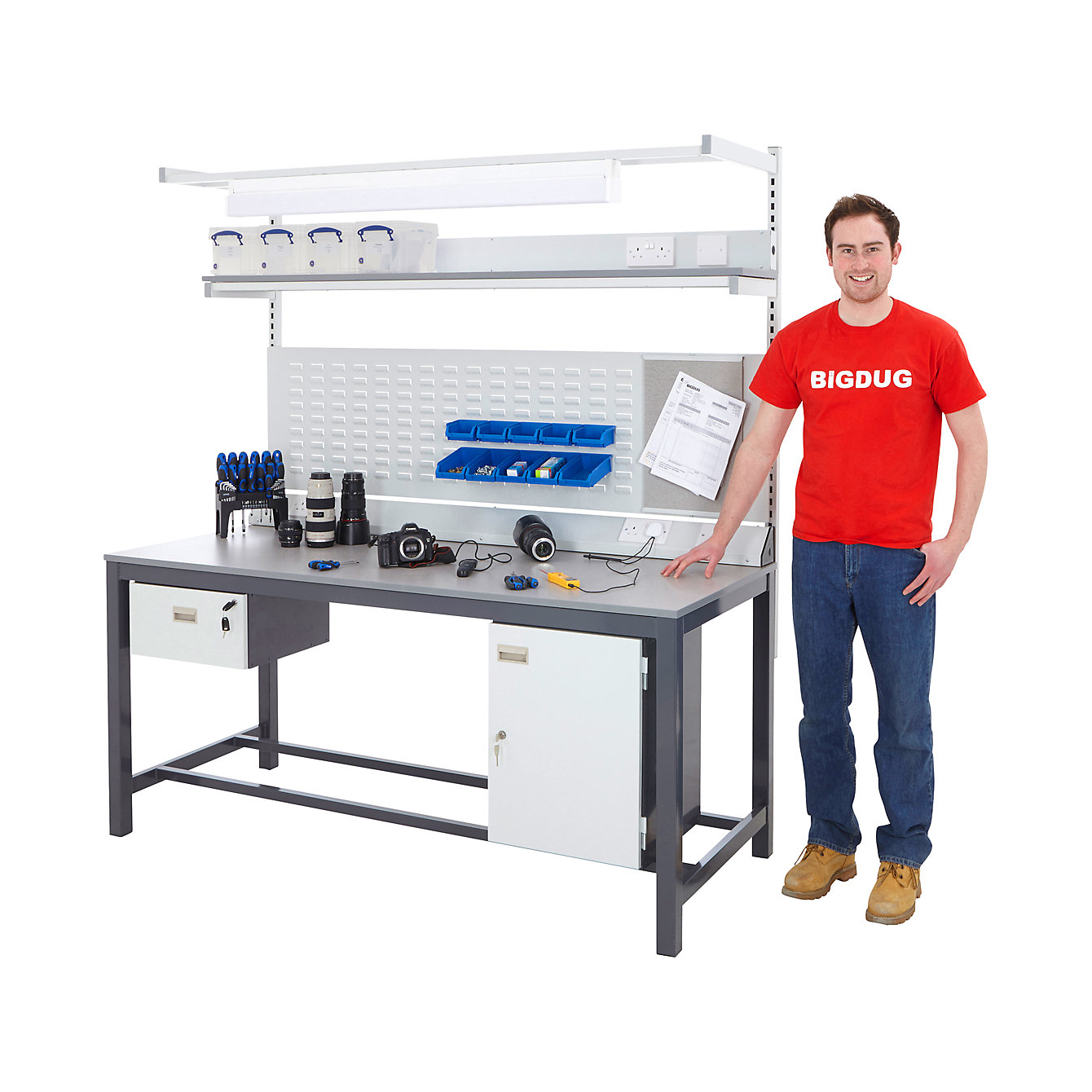 Heavy Duty Workbenches | Steel Workbenches | BiGDUG | BiGDUG